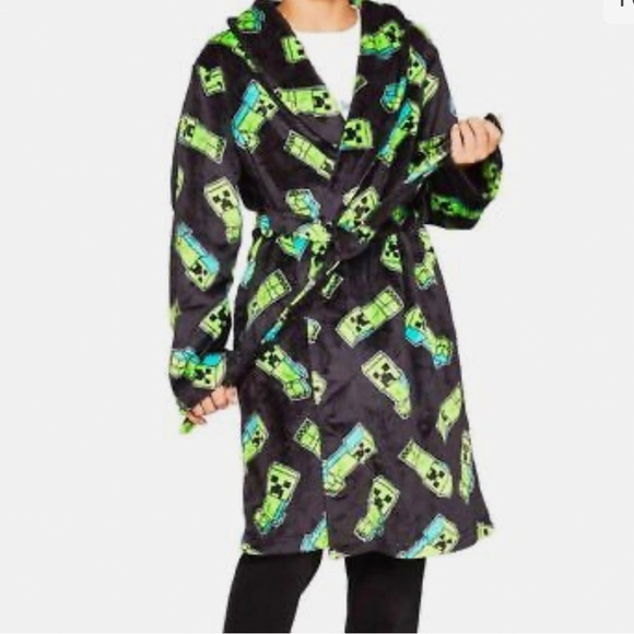 Mojang | Pajamas | Mojang Minecraft Childrens Robe | Poshmark